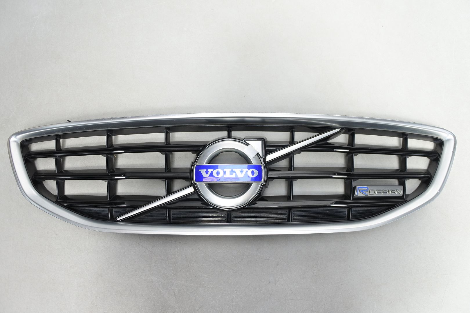 GENUINE VOLVO V40 R DESIGN 2012- FRONT BUMPER UPPER RADIATOR GRILL ...